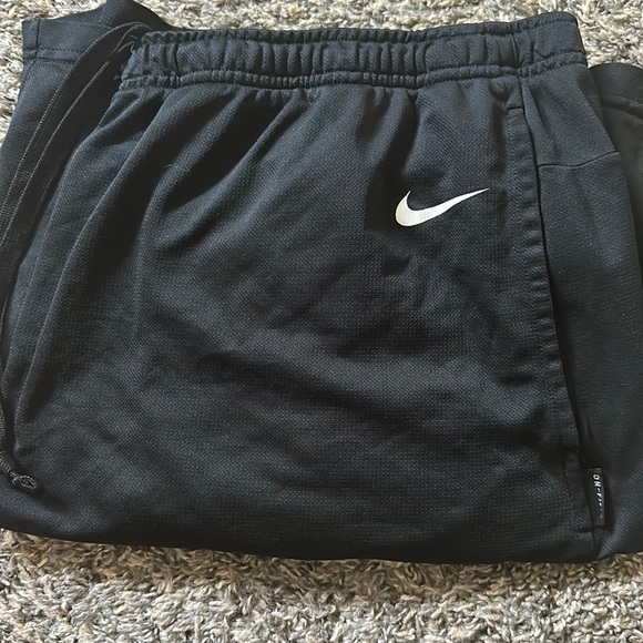 Nike | Shorts | Black Drawstring Nike Shorts | Poshmark